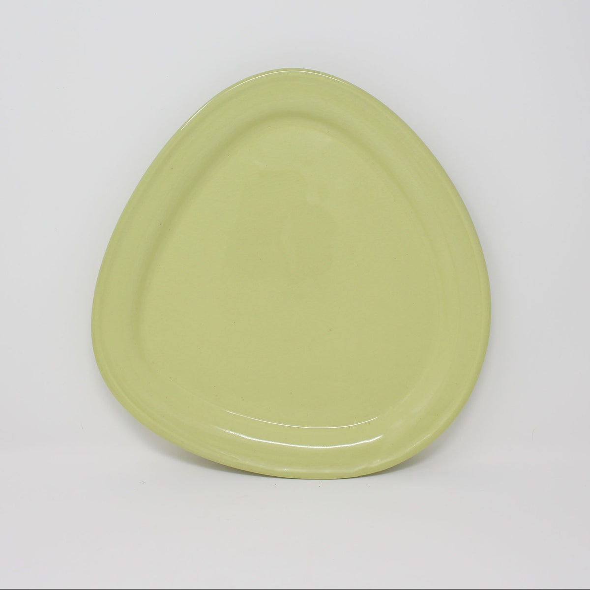 One Color Chartreuse Dinner Plate – The Dowry